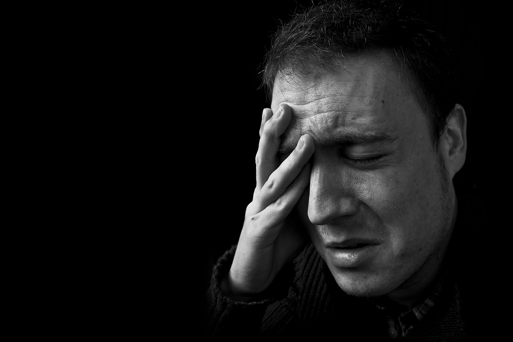 Comment traiter naturellement les céphalées en grappe ? - DrSoleil