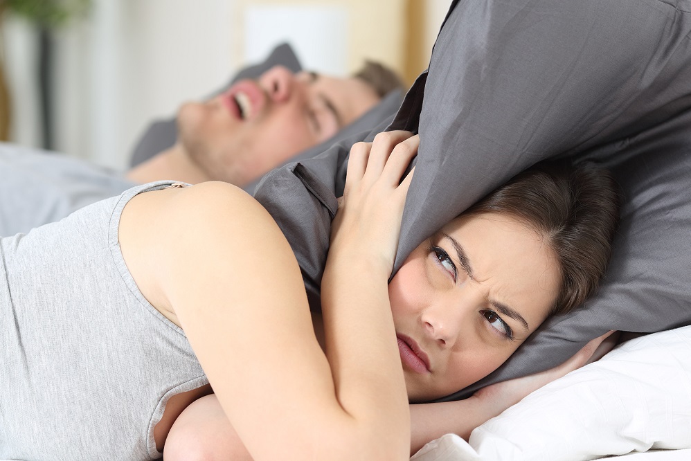 Des solutions faciles pour arrêter le ronflement - DrSoleil